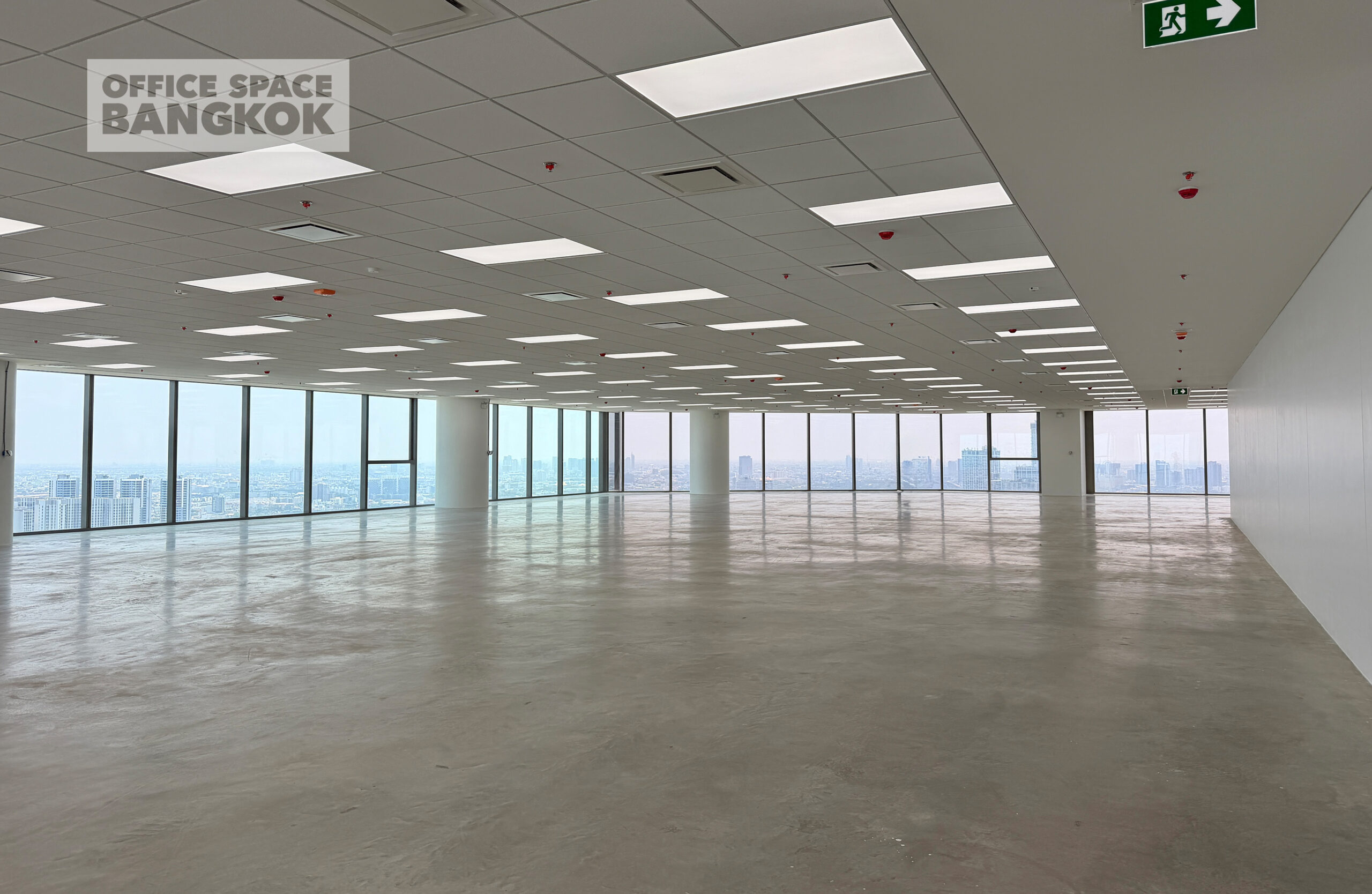 AIA Connect Ratchada - Office Space For Rent In Standard Condition ...